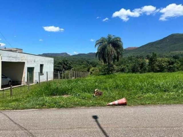 Lote / Terreno à venda em Mário Campos, no bairro Serra Bandeirantes