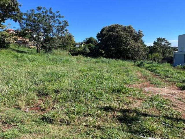 Lote / Terreno à venda em Mário Campos, no bairro Serra Dos Bandeirantes