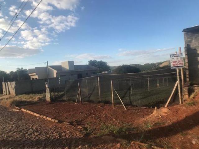 Lote / Terreno à venda em Nepomuceno, no bairro Vale Verde