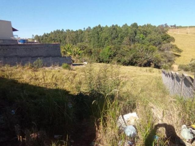 Lote / Terreno à venda em Nepomuceno, no bairro Vila Leolita 7