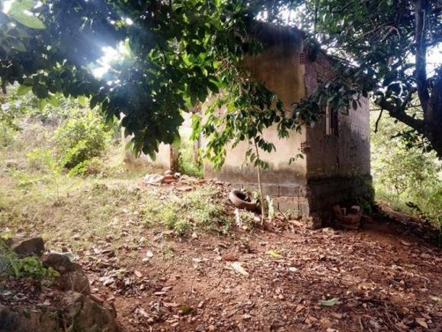 Lote / Terreno à venda em Nepomuceno, no bairro Vila Leolita