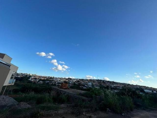 Lote / Terreno à venda em Nepomuceno, no bairro Asa Campo Limpo