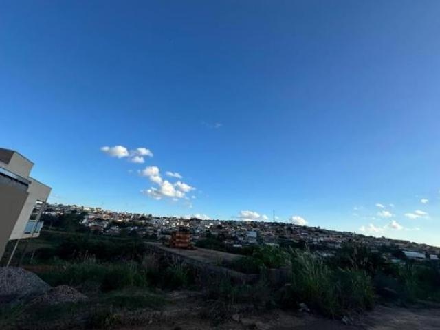 Lote / Terreno à venda em Nepomuceno, no bairro Asa Campo Limpo