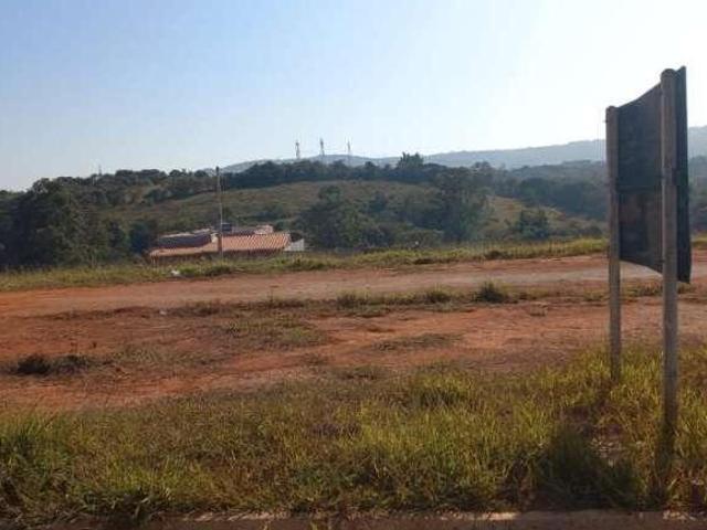 Lote / Terreno à venda em Nepomuceno, no bairro Massahud