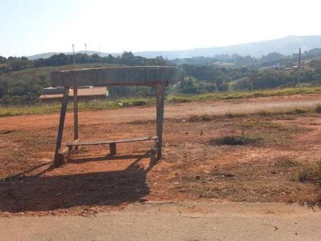Lote / Terreno à venda em Nepomuceno, no bairro Massahud