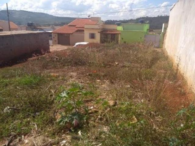 Lote / Terreno à venda em Nepomuceno, no bairro Novo Horizonte
