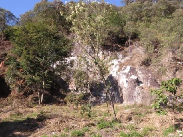 Lote / Terreno à venda em Ouro Preto, no bairro Jardim Alvorada