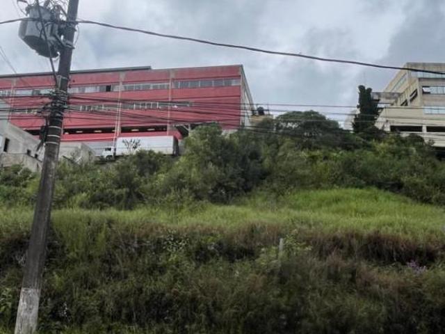Lote / Terreno à venda em Ouro Preto, no bairro Lagoa