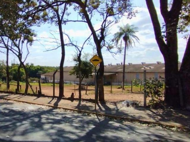 Lote / Terreno à venda em Porto Ferreira, no bairro Vila Nova