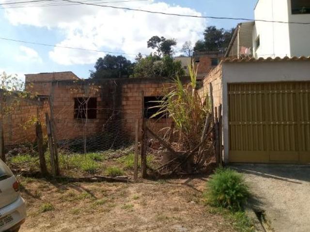 Lote / Terreno à venda em Ribeirão Das Neves, no bairro Luana