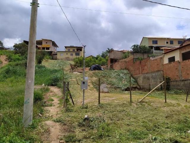 Lote / Terreno à venda em Santa Bárbara, no bairro Caminhos De Minas