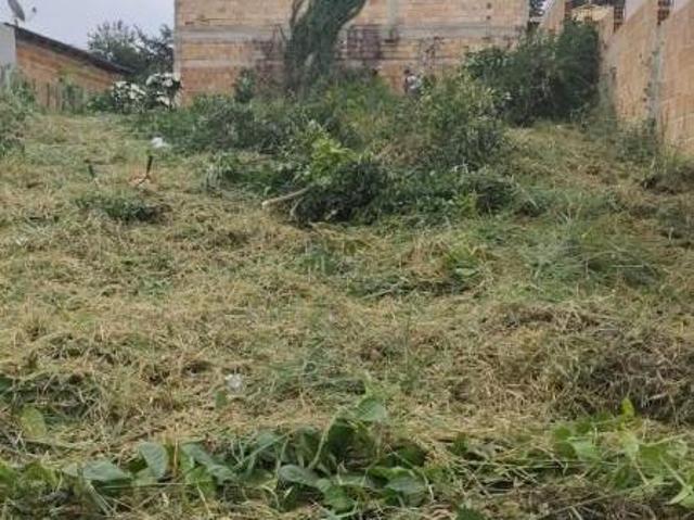 Lote / Terreno à venda em Santa Bárbara, no bairro Residencial