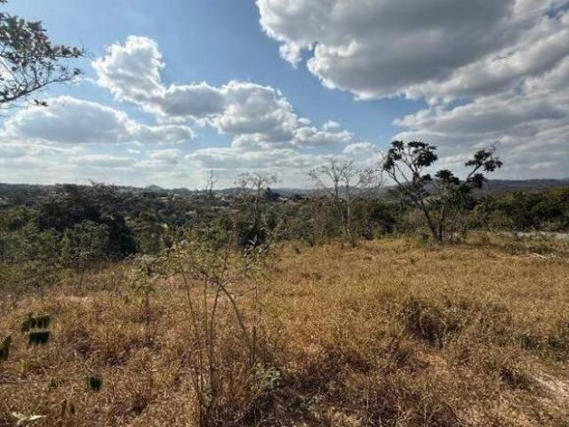 Lote / Terreno à venda em Santa Luzia, no bairro Bonanza