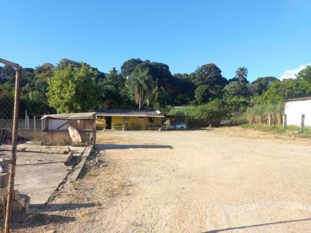 Lote / Terreno à venda em Santa Luzia, no bairro Londrina