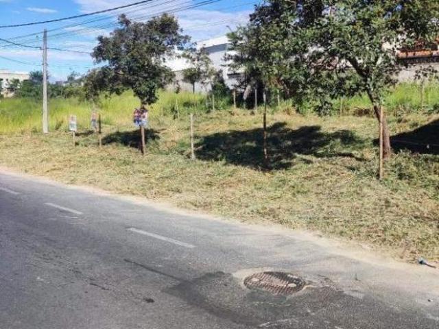 Lote / Terreno à venda em Santa Luzia, no bairro Novo Centro