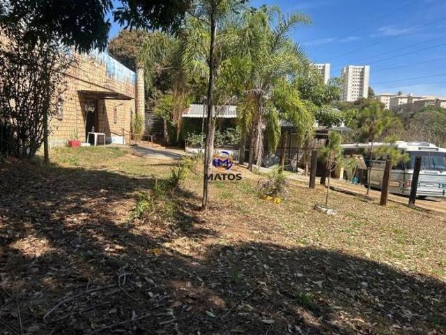 Lote / Terreno à venda em Santa Luzia, no bairro Pousada Del Rey
