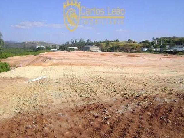 Lote / Terreno à venda em Santa Luzia, no bairro Vila Íris
