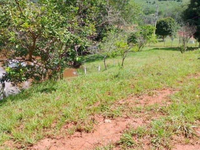 Lote / Terreno à venda em Sabará, no bairro Ravena