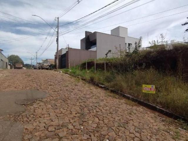 Lote / Terreno à venda em Sabará, no bairro Sabará