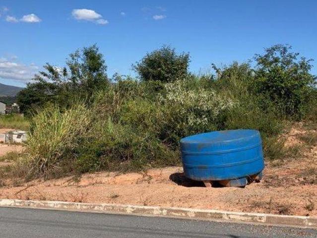 Lote / Terreno à venda em Sarzedo, no bairro Vista Da Lagoa