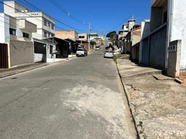 Lote / Terreno à venda em Sarzedo, no bairro Masterville