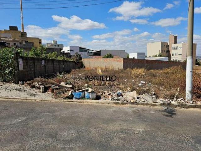 Lote / Terreno à venda em Sete Lagoas, no bairro Santa Rita De Cássia