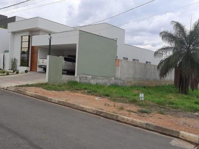 Lote / Terreno à venda em Sete Lagoas, no bairro Residencial Veredas