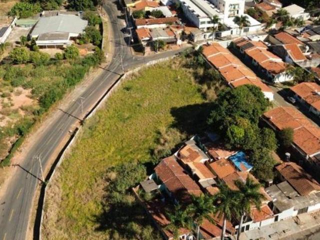 Lote / Terreno / Área Comercial, Setor Castelo Branco, Vila Betel