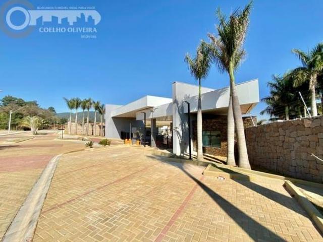Lote / Terreno em Condomínio Brisas Jundiaí Residencial Village das Flores.