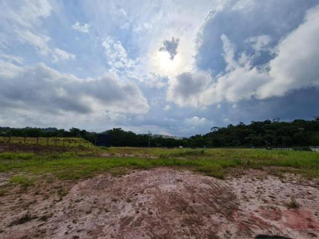 Lote / Terreno em Fazenda Capelinha Mogi das Cruzes
