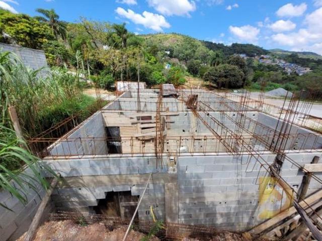 Lote / Terreno em Jardim dos Abreus Caieiras