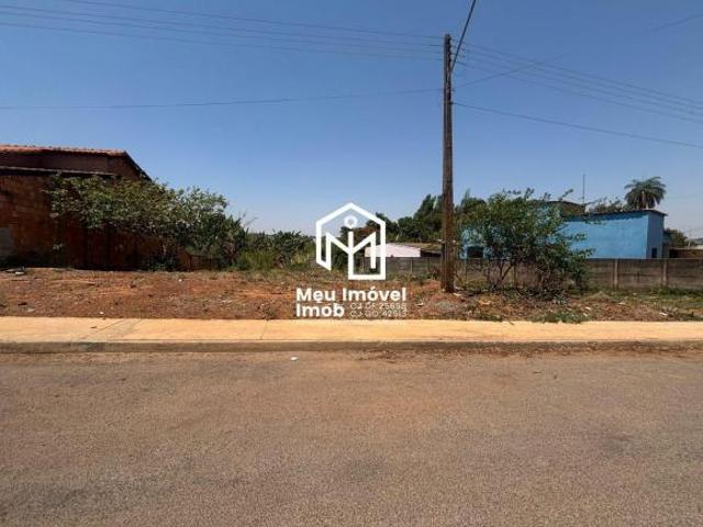 Lote / Terreno em Parque JK Luziânia