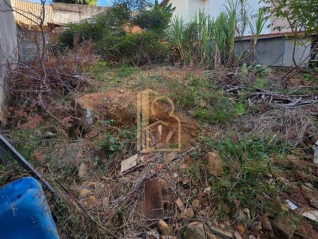 Lote / Terreno em Vila Caio Junqueira Poços de Caldas