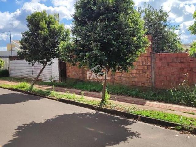 Lote / Terreno em Vila do Polones Campo Grande