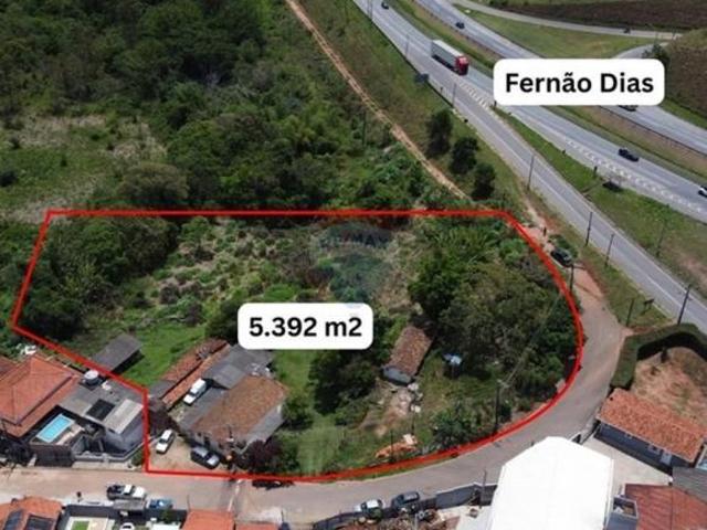 Lote / Terreno para venda em Vargem de 5392.00m²