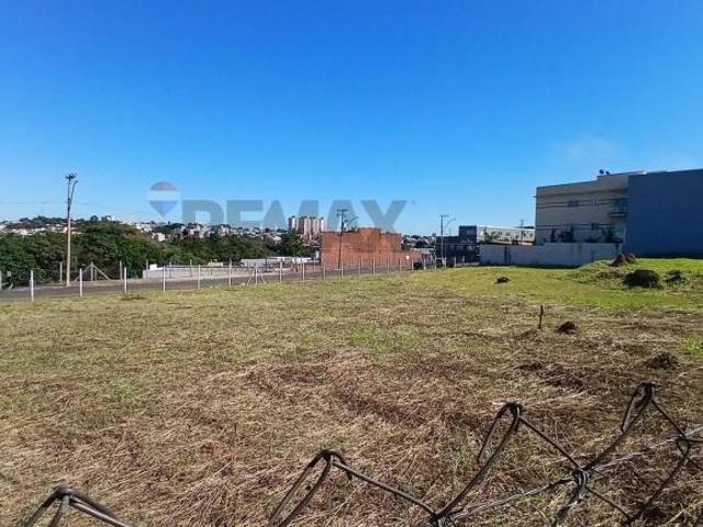 Lote / Terreno para venda em Vila Cordenonsi de 302.03m² com 4 Garagens