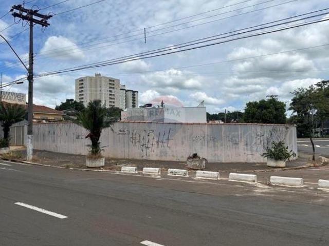Lote / Terreno para venda em Centro de 1175.00m²