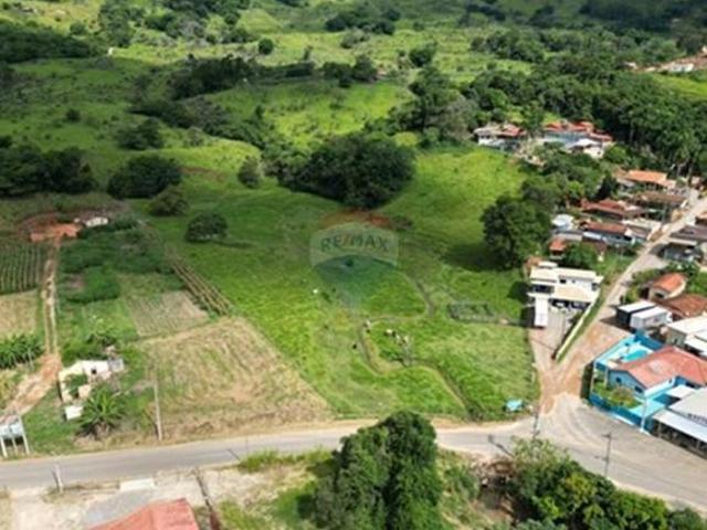 Lote / Terreno para venda em Centro de 48400.00m²