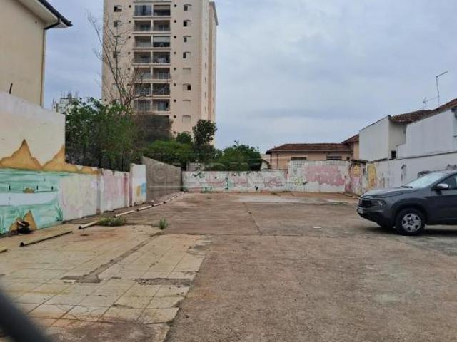 Lote / Terreno para venda em Centro de 525.00m²