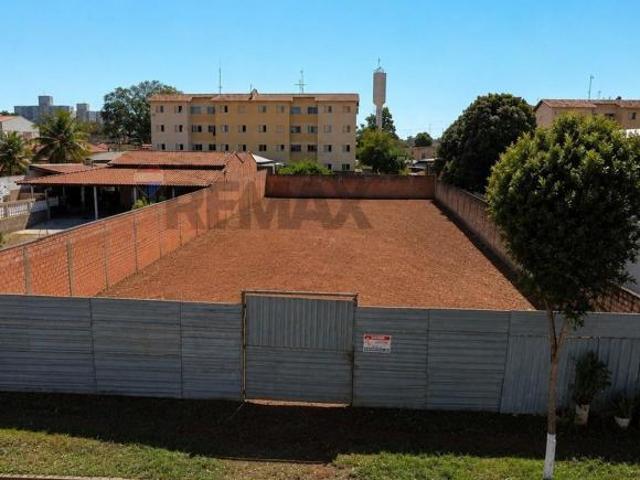 Lote / Terreno para venda em Jardim Jandaia de 799.00m²