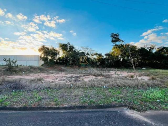 Lote / Terreno para venda em Residencial Plaza Martin de 251.24m²
