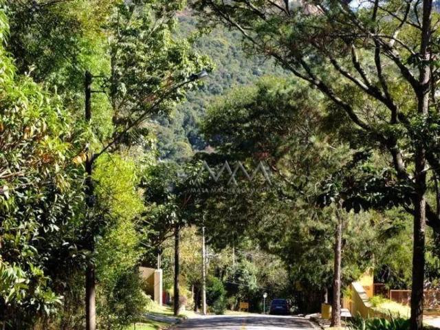 Lote à Venda no Condomínio Bosque da Ribeira | 1.100 m²
