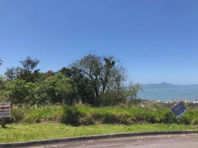 Lote vista mar permanente! Condomínio fechado! Aceita carro e imóvel!
