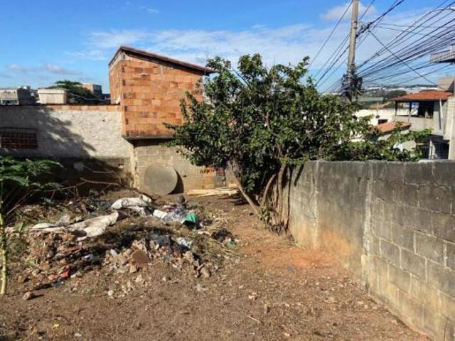 lote 180 m2