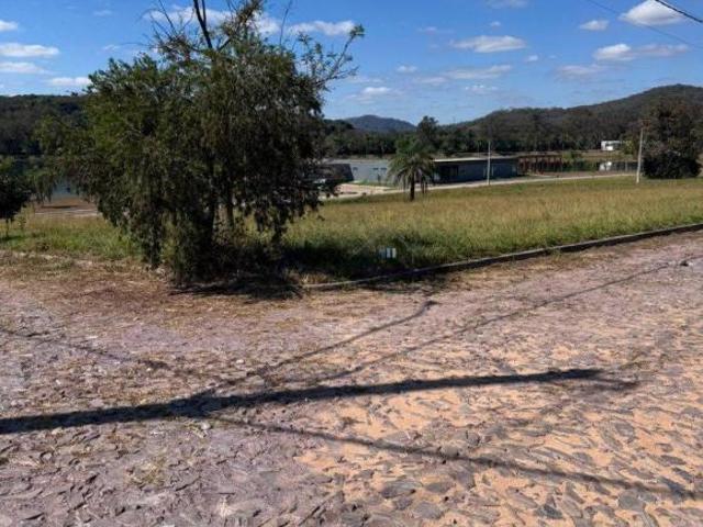 Lote 1000m² à Venda em Condomínio Reserva dos Lagoas Sete Lagoas/MG