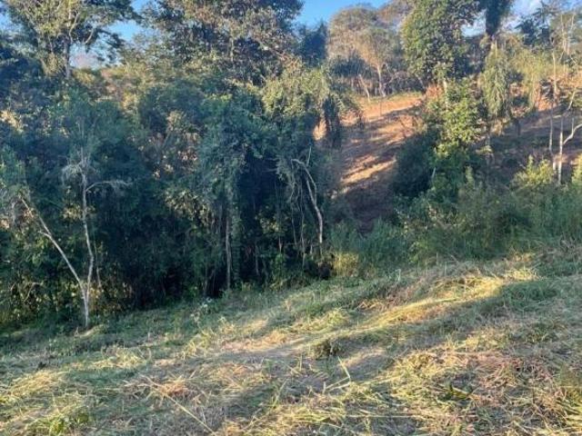 Lote 1000m² em Mairinque Região Tranquila e Arborizada