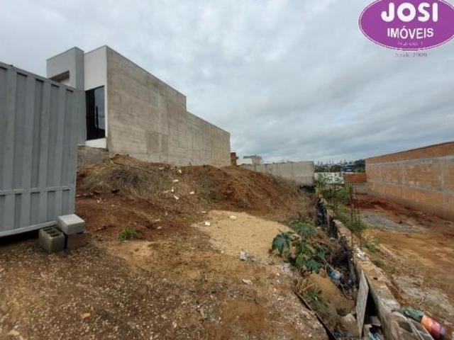 Lote 10x25 no Vale Verde em Alfenas/MG