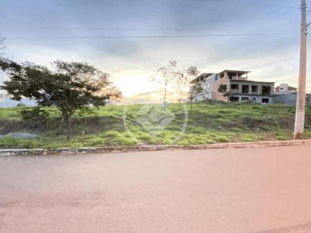 Lote 13 Qd 12 Condomínio Vitória Tennis Residence Área 360 m²