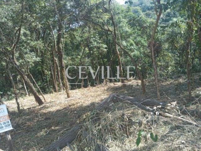 Lote 1.000 metros, condomínio Aldeia da Cachoeira das Pedras