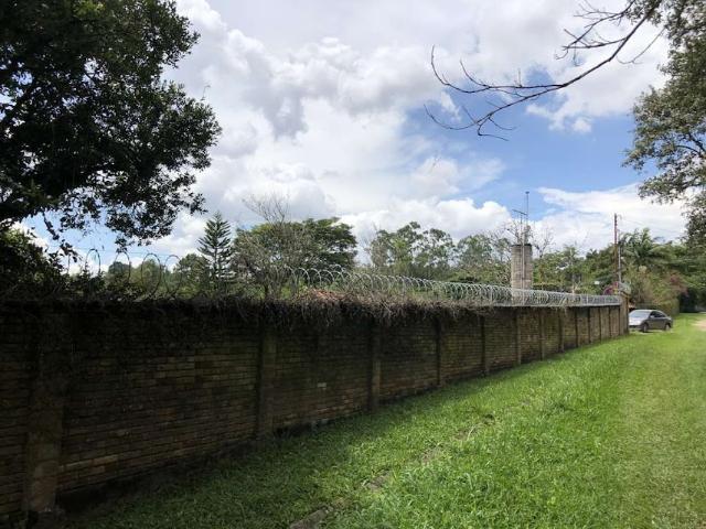 Lote 1.041 m², limpo, vista ESPETACULAR!.